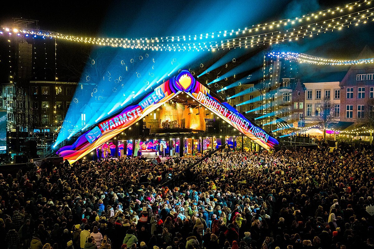 De Warmste week: samen vlammen tegen eenzaamheid - Zin in Nederlands